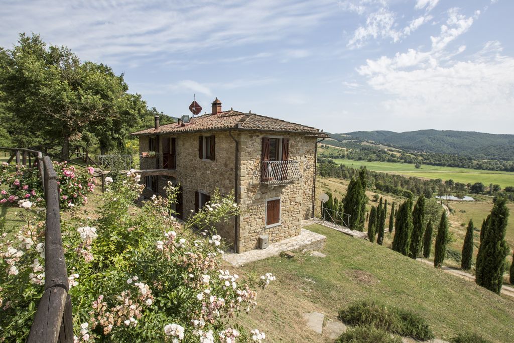Rustici e Casali in Vendita a Passignano sul Trasimeno - Codice 120 ... Rustici e Casali in Vendita a Passignano sul Trasimeno - Codice 120 ...